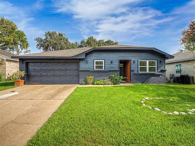 18514 Andalusian Dr, Cypress, TX 77433