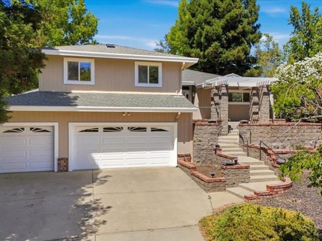 18514 Lake Forest Dr, Penn Valley, CA 95946