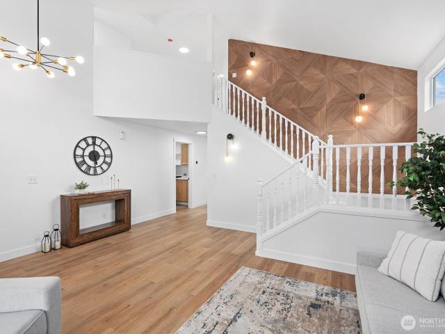18515 th Court SE