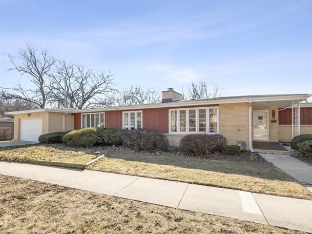 18515 Dundee Ave, Homewood, IL 60430