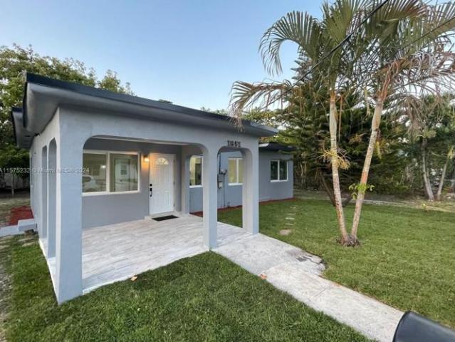 1851 NW 64th St, Miami, FL 33147