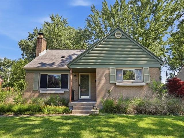 1851 Beaverton Dr, Kettering, OH 45429