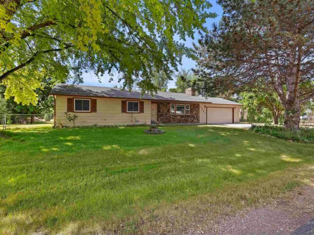 1851 E Bentley Drive