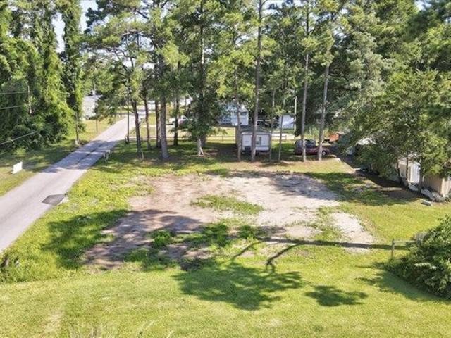 1851 Inland Dr SW, Ocean Isle Beach, NC 28469