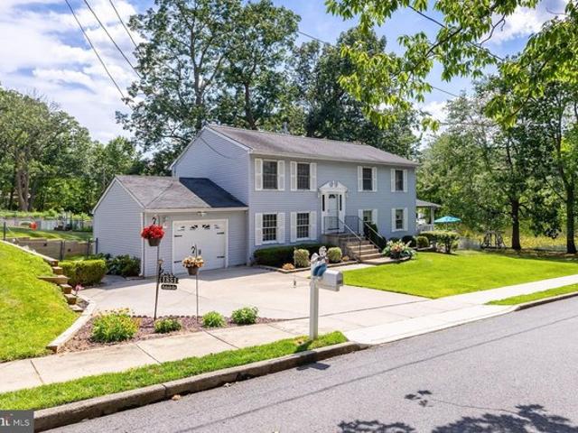 1851 Parkside Ave, Deptford, NJ 08096