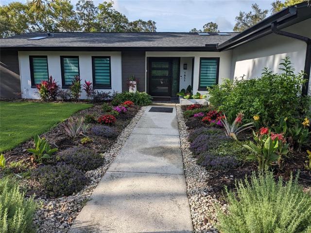 1851 Royal Oak Pl E, Dunedin, FL 34698 | MLS #O6391 | Compass