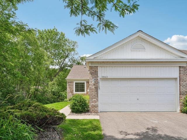 18523 Orchard Trail