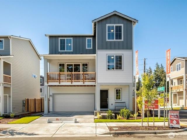 18523 SE 271st Ct, Covington, WA 98042