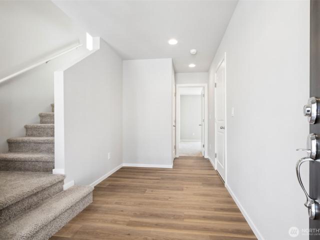 18521 SE 271st Place