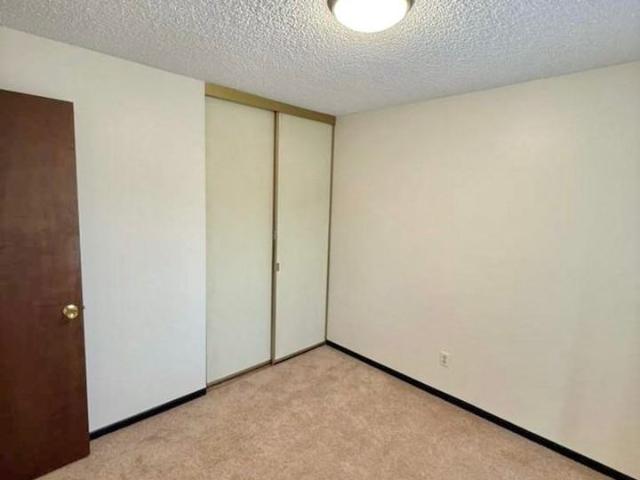 18524 TM JD GISZ LLC 2 Bedroom Apartment for Rent at 18524 Linden Ave N, Shoreline, WA 98133