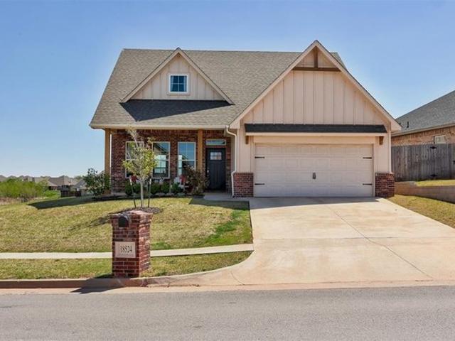 18524 Autumn Grove Dr, Edmond, OK 73012