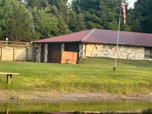 18529 2 / Mile Road