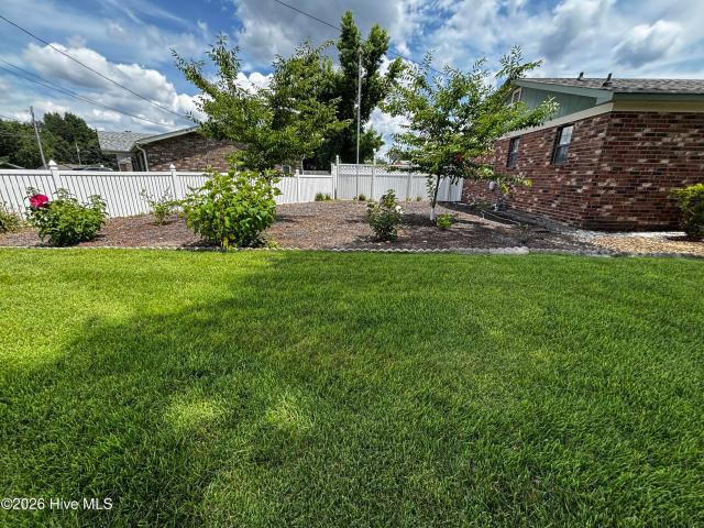 1852 Formosa Drive