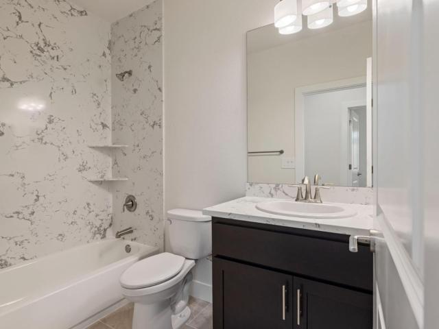 1852 Lovejoy Ave, Manteca, CA 95337 | MLS #225080