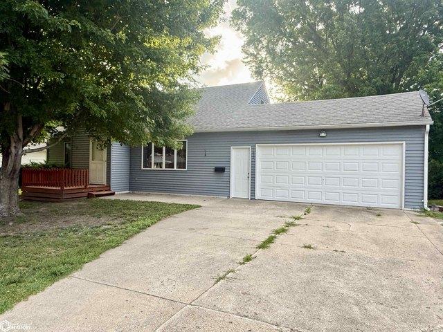 1852 Quint Ave, Carroll, IA 51401