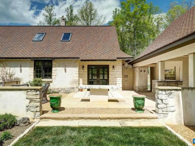 1852 thomfordson ln