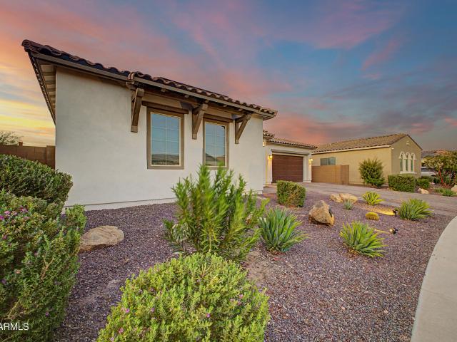 18538 w thunderhill place