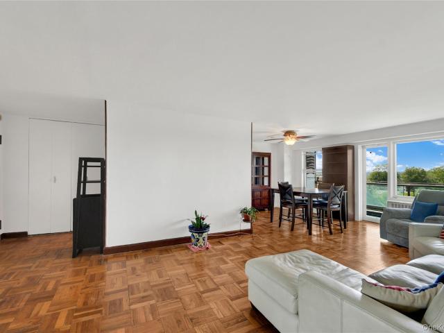 1853 Central Park Ave 16 C