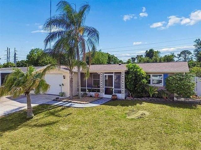 1853 Dartmouth Dr, Holiday, FL 34691