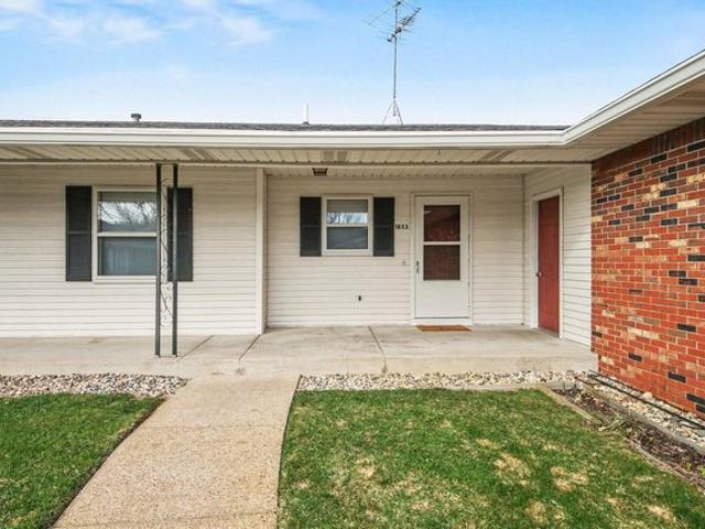 1853 Elizabeth Ln E, Jenison, MI 49428