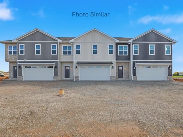 1853 London Rd, Green Bay, WI 54311