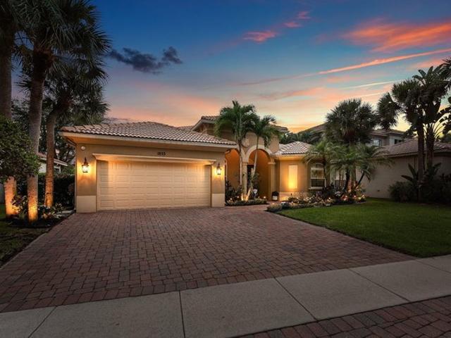 1853 Palisades Dr, West Palm Beach, FL 33411