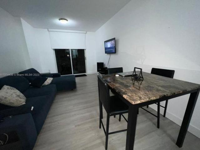 185 14th Ter SE #1402, Miami, FL 33131