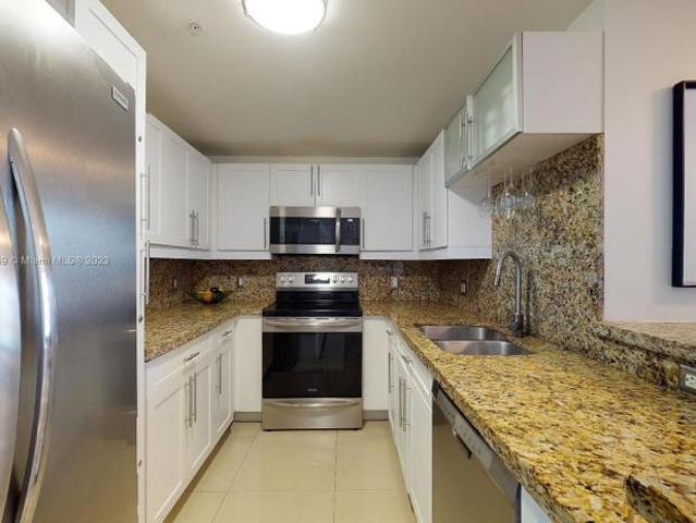 185 14th Ter SE #1405, Miami, FL 33131