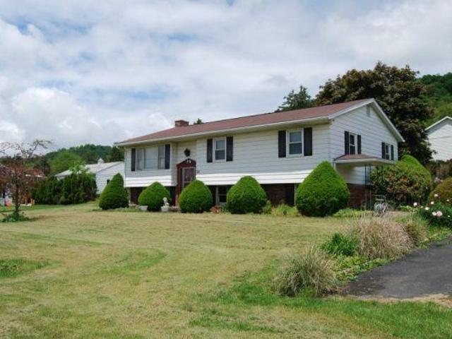 $185 / 1br 1400ft² home 4 gas workers linden rt. 220 map