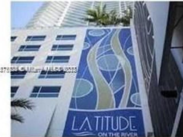 185 7th St SW #2102, Miami, FL 33130