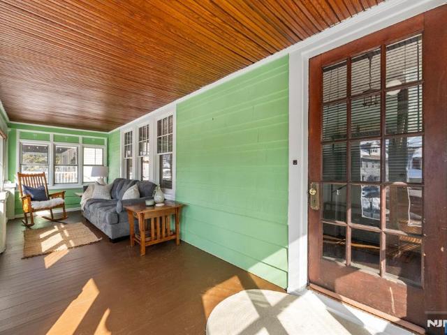 185 4th Avenue