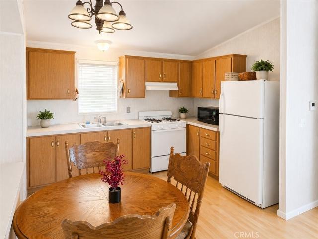 185 Cedar Parkway