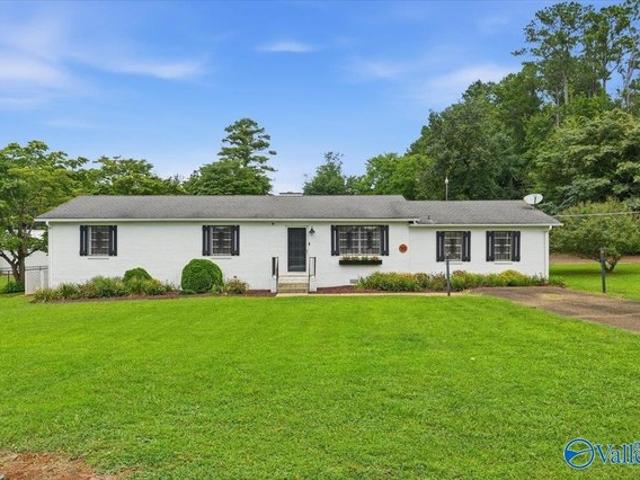 185 Clearvue Rd, Huntsville, AL 35811
