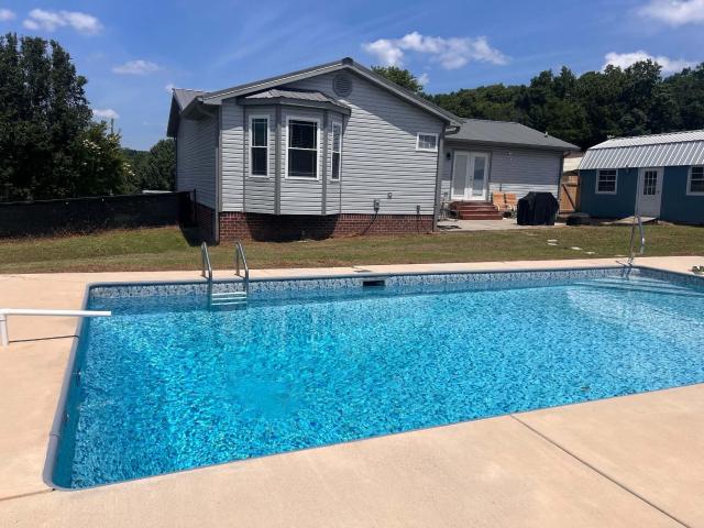 185 Cline Road NE