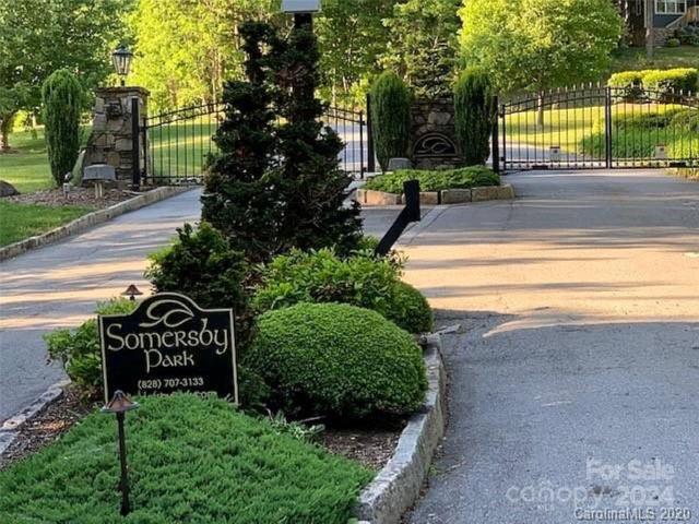 185 Crossvine Trail, Hendersonville, NC 28739 | MLS #4137