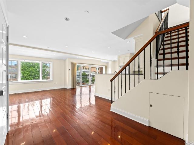 185 Battery Avenue 2A