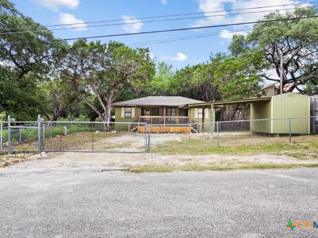185 Black Bass Road, Pipe Creek, US, TX