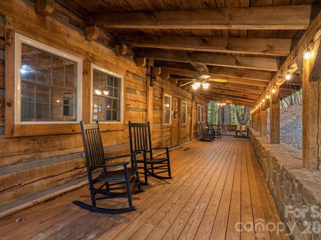 185 Blossom Ridge