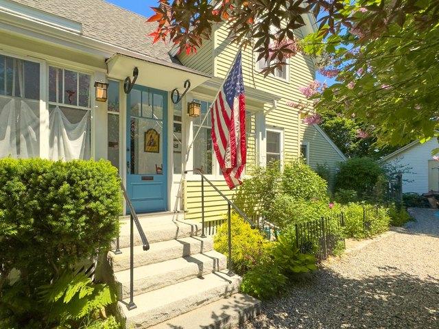 185 Broadway, Rockland, ME 04841