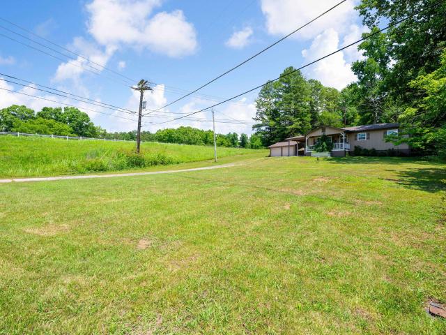 185 Brown Drive SE