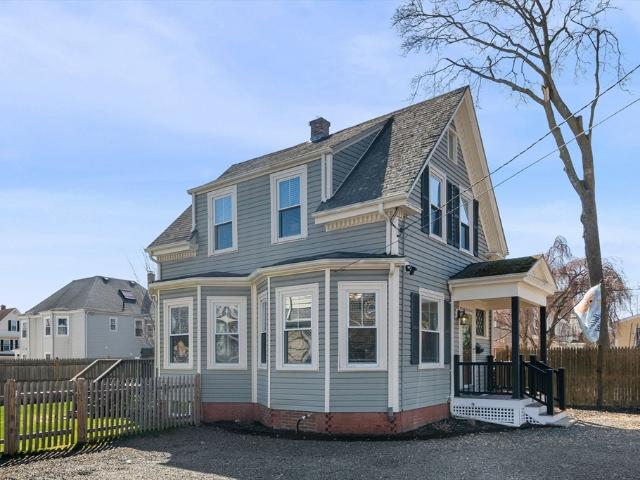 185 Burrill St, Swampscott, MA 01907 | MLS #73501 | Compass