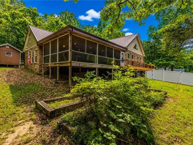 185 Glenwood Cir, Cassville, MO 65625
