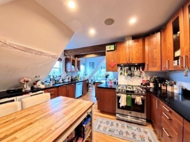 185 Davis Ave, Unit 8, Brookline, MA 02445 | MLS #73502