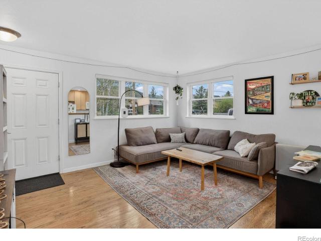 185 E 2nd Street