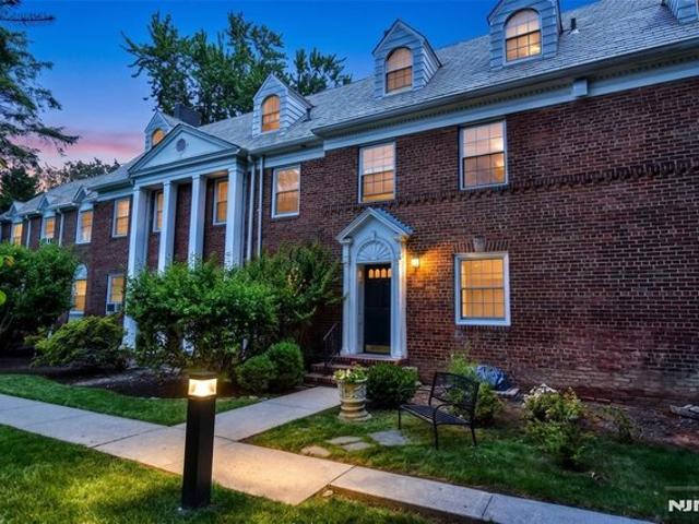 185 E Palisade Ave Apt B1B, Englewood, NJ 07631