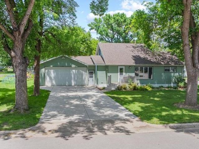 185 E Prairie St, Cottonwood, MN 56229