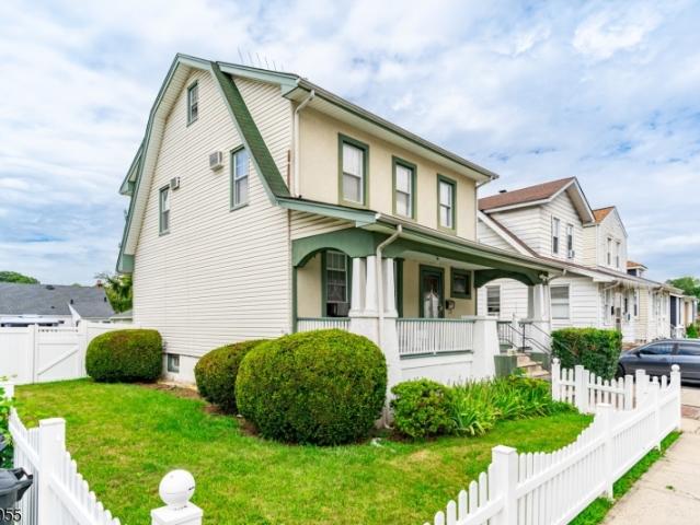 185 Floyd St