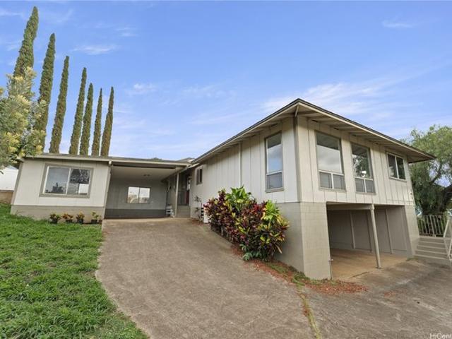 185 Hololani St, Pukalani, HI 96768