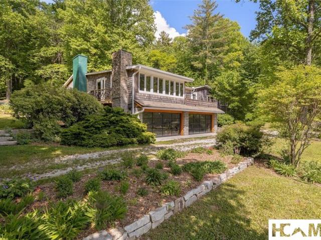 185 Hemlock Ln, Sapphire, NC 28774