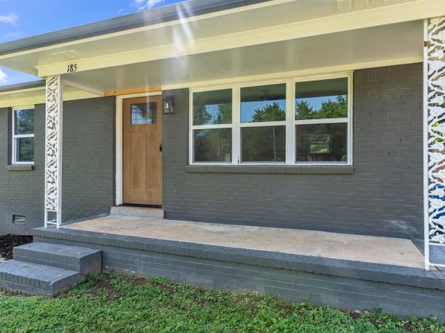185 henry dr
